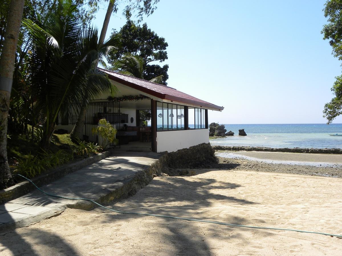 MARAVILLA BEACH CLUB | ⋆⋆ | TABUELAN, PHILIPPINES | SEASON DEALS FROM $37